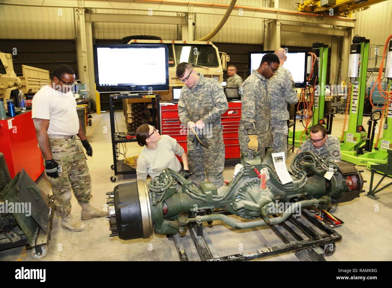 Wheeled vehicle mechanic instructors hi-res stock photography and ...