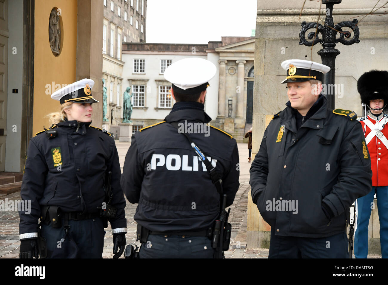 Copenhagen, Denmark. 4th Jan 2019. Danish police on guard for Queen ...
