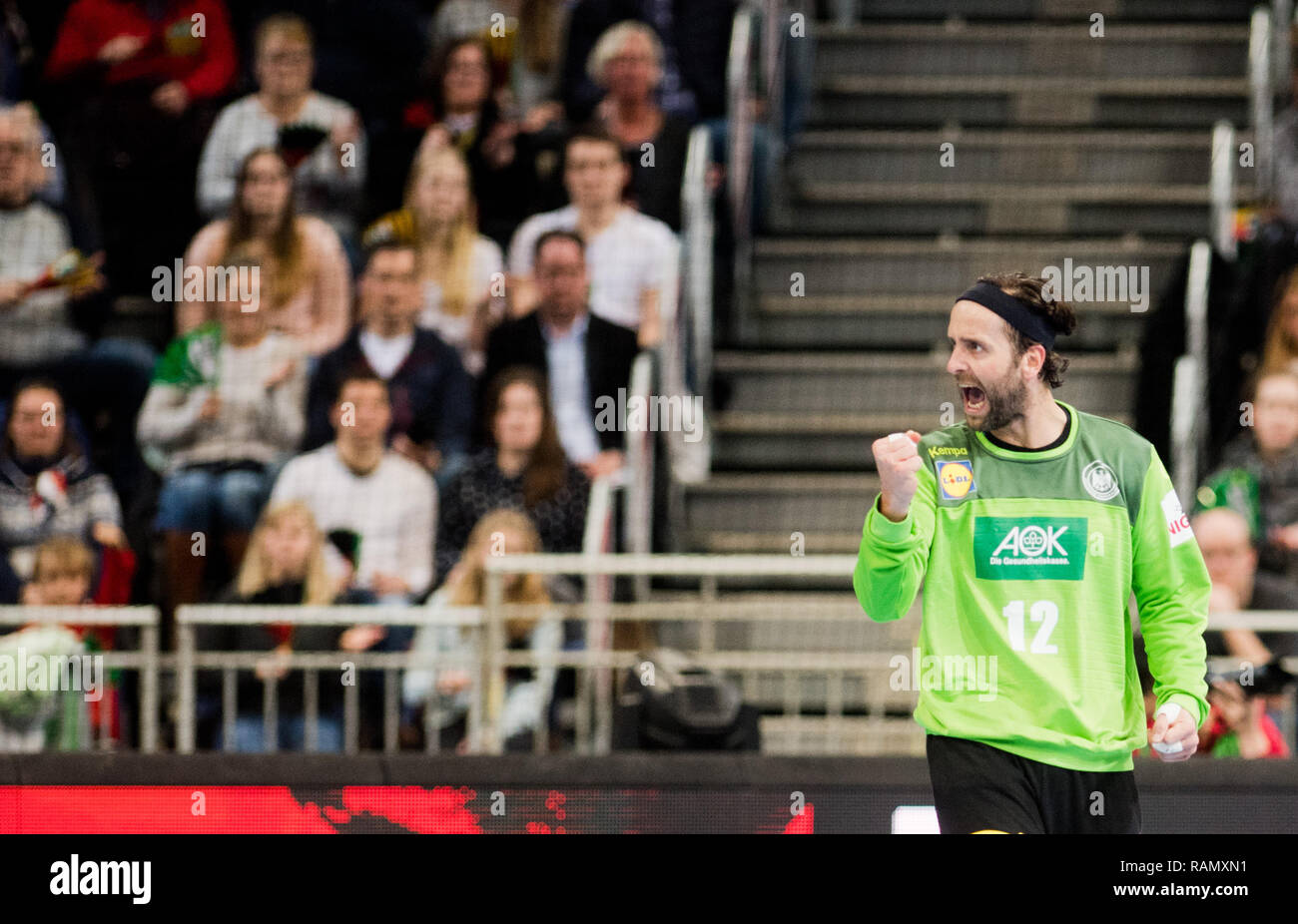 04 January 2019, Lower Saxony, Hannover: Handball: international match ...