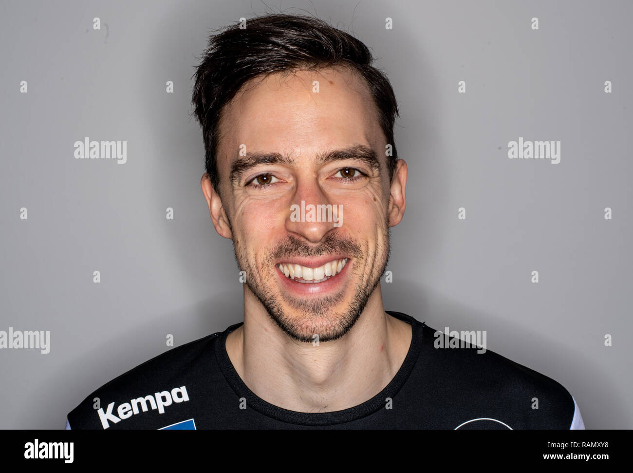 Hamburg, Germany. 03rd Jan, 2019. Patrick Groetzki, right-winger of the ...