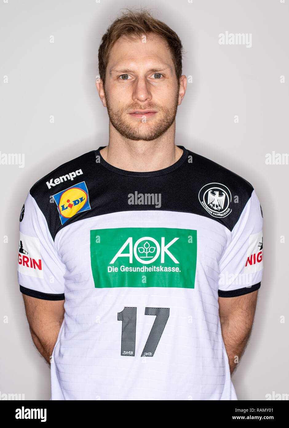 Hamburg, Germany. 03rd Jan, 2019. Steffen Weinhold, backroom player of ...