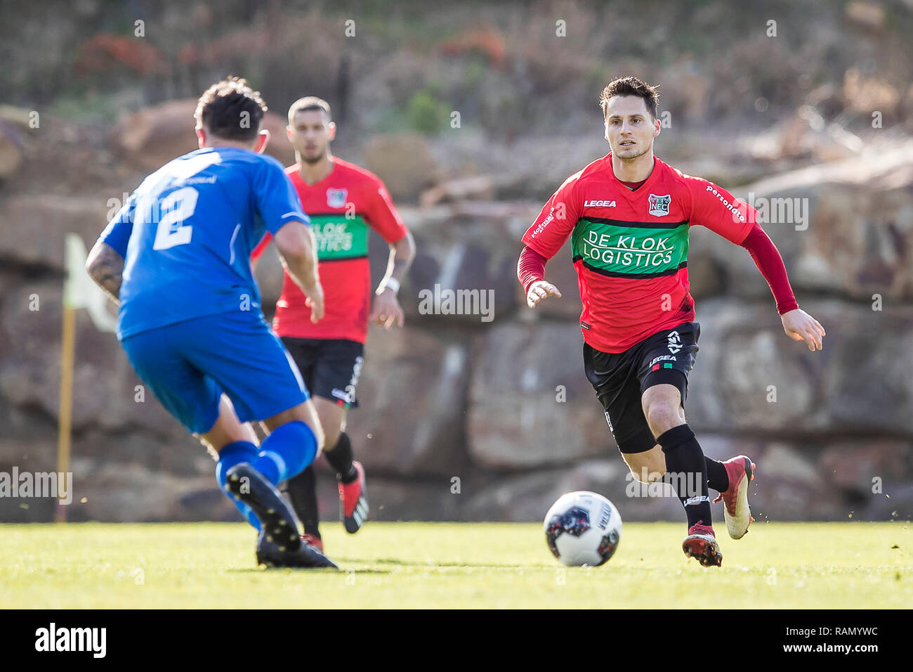 Tom overtoom hi-res stock photography and images - Alamy