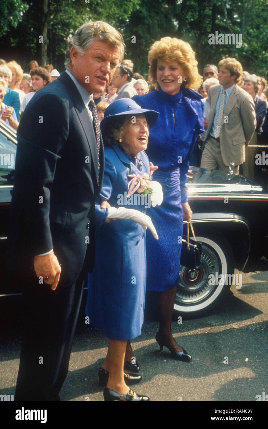 Pat kennedy hi-res stock photography and images - Alamy