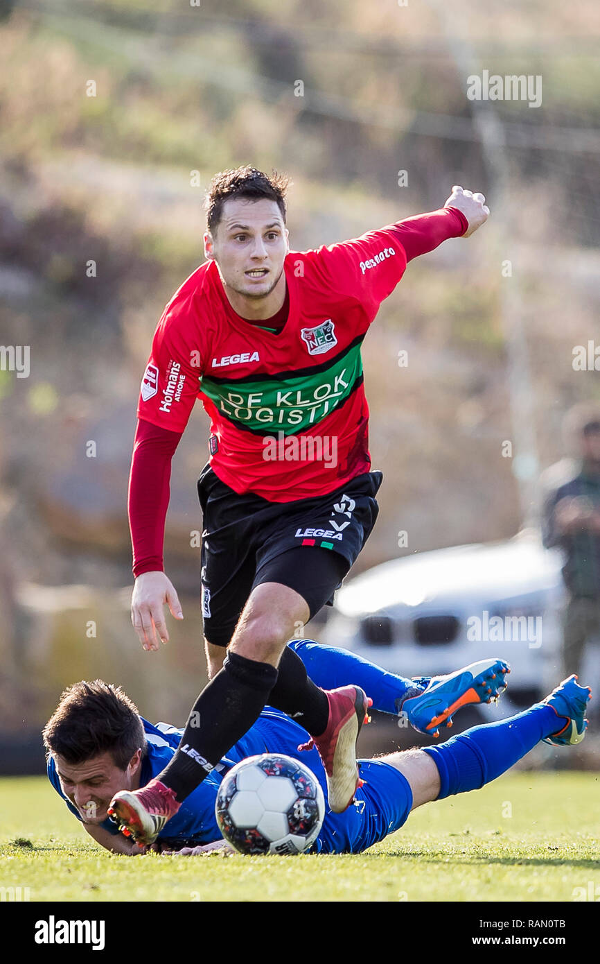 Tom overtoom hi-res stock photography and images - Alamy