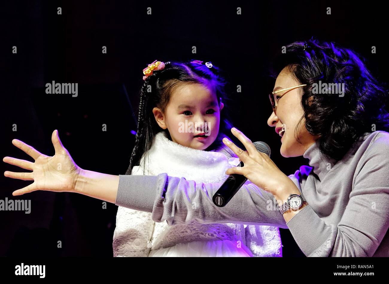 Child cochlear implant hi-res stock photography and images - Alamy