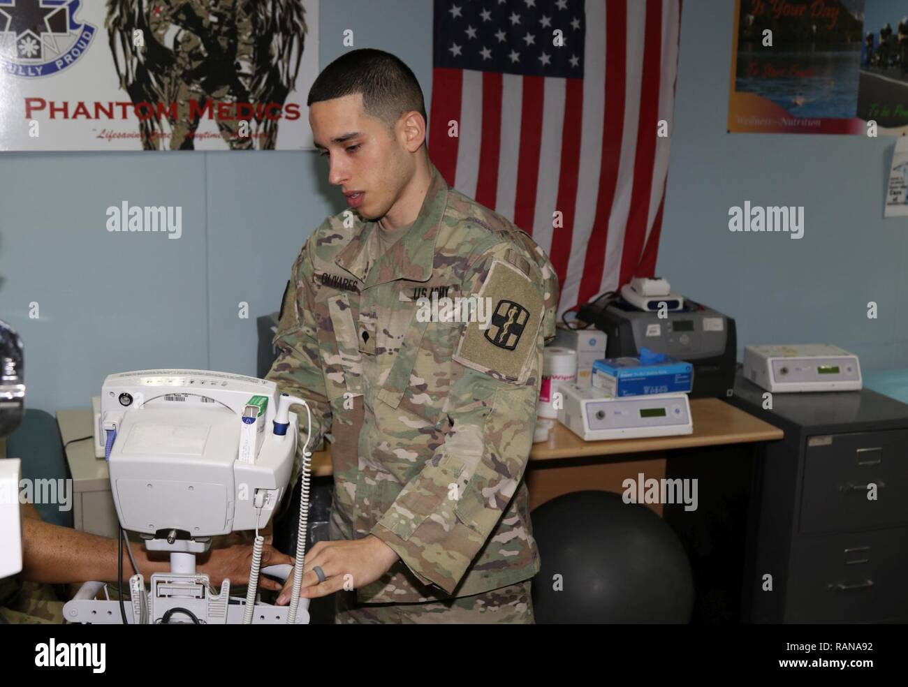 98th combat stress control team hi-res stock photography and images - Alamy