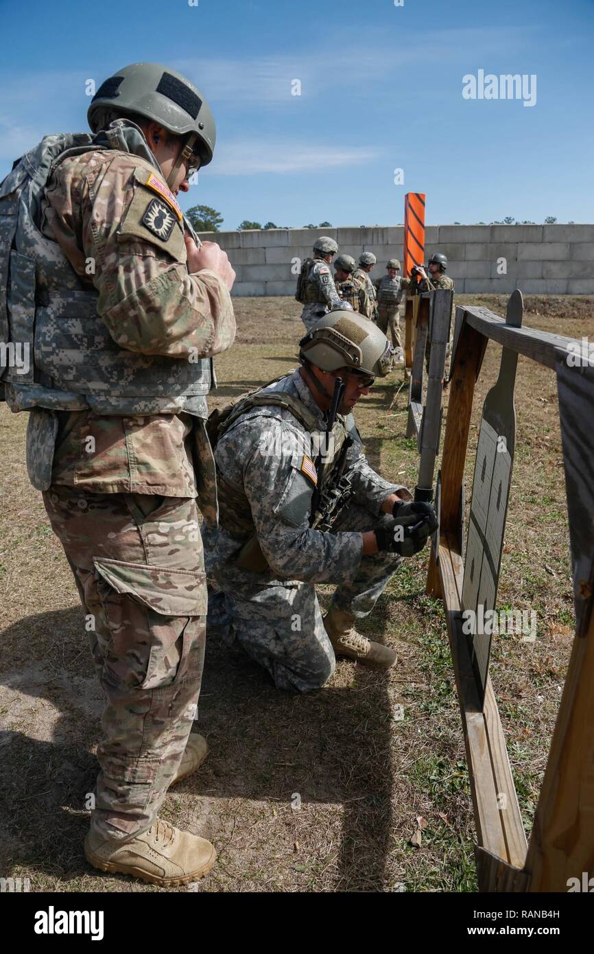 192nd Ordnance Battalion Eod High Resolution Stock Photography and ...