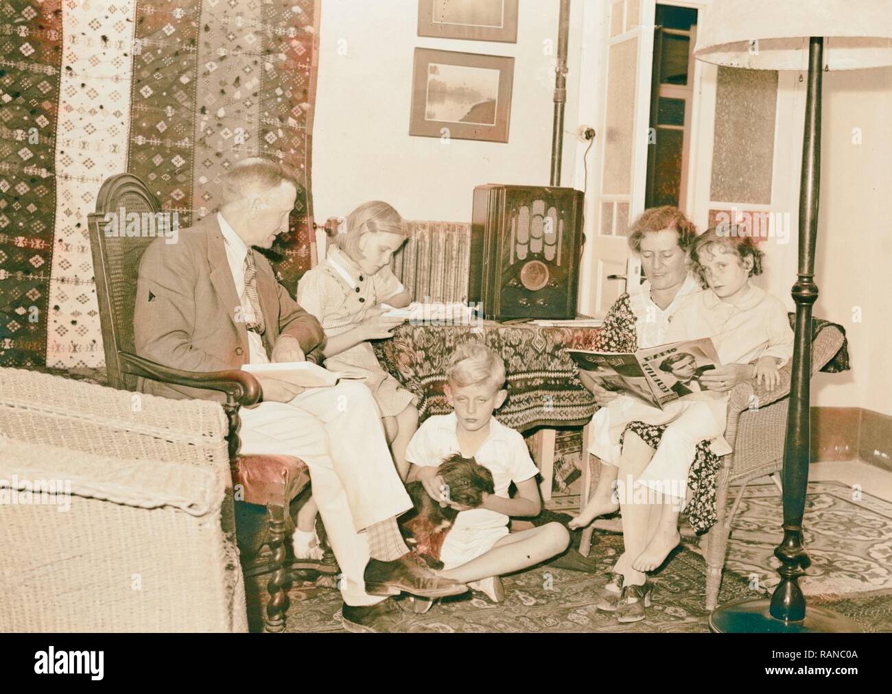Eric and Edith Matson with their children, (left to right) Anne, David ...