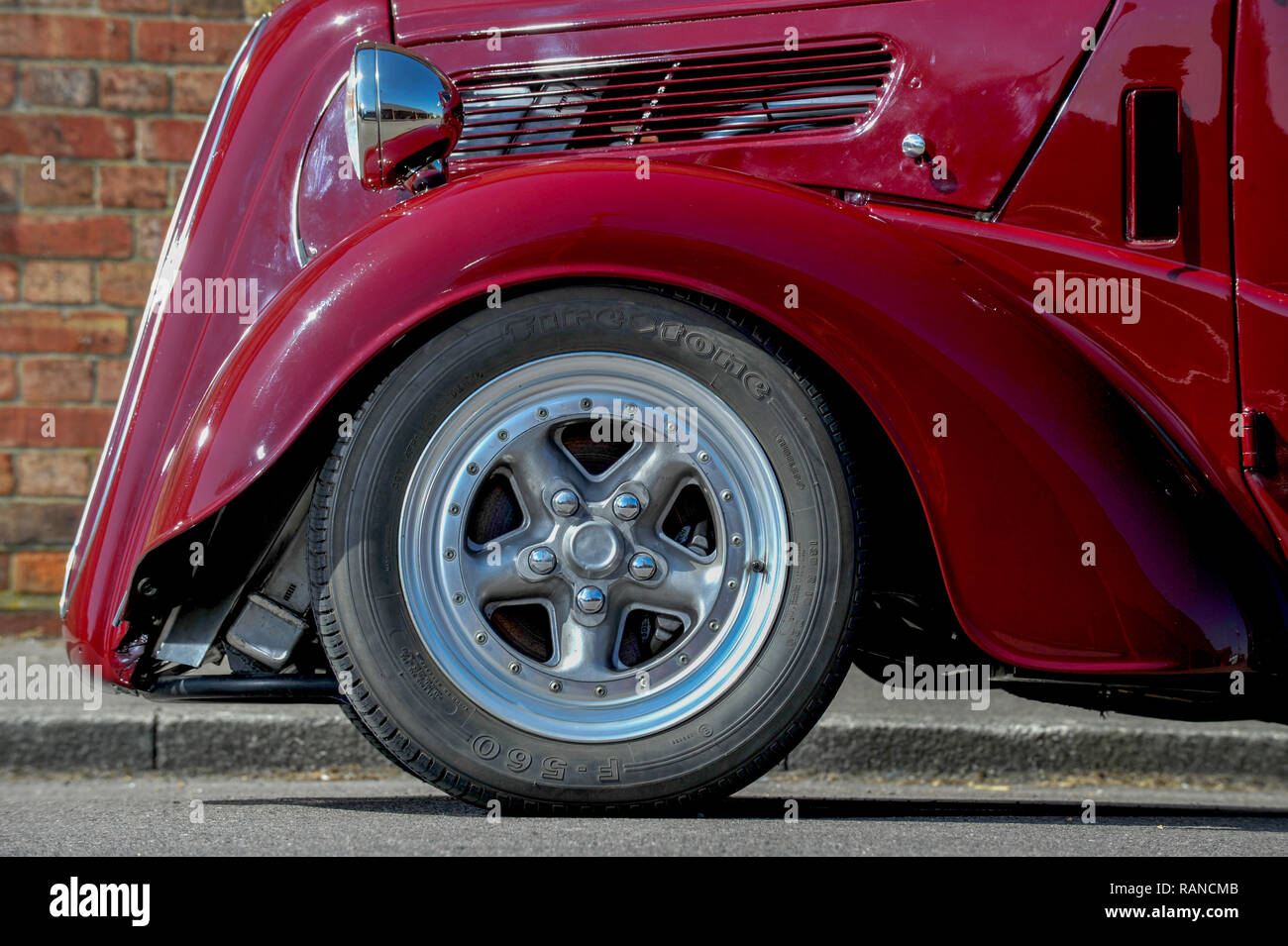 Ford Pop British hot rod Stock Photo - Alamy