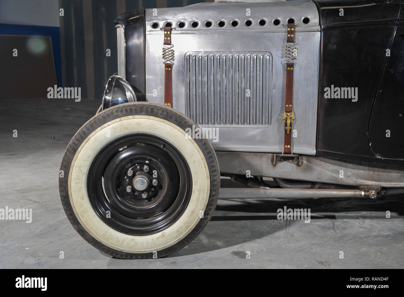 Unfinished model hi-res stock photography and images - Alamy