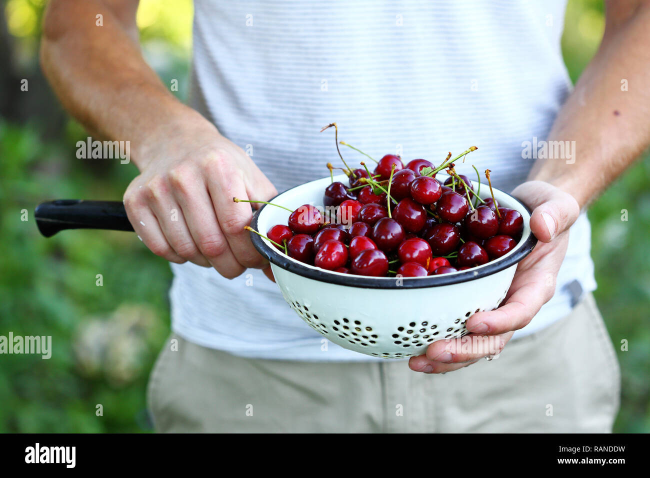 Vintage colander hi-res stock photography and images - Alamy