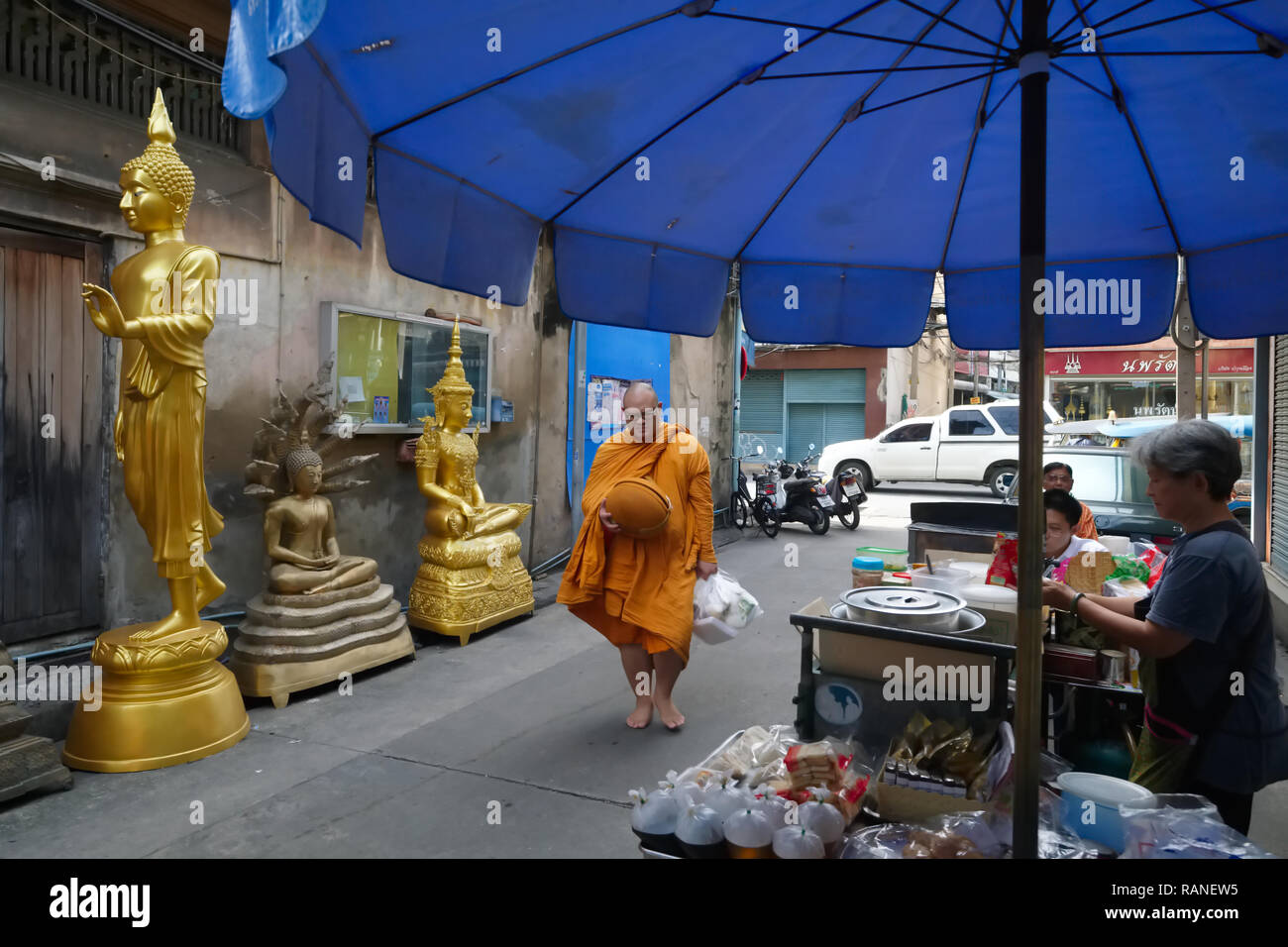 Buddha factory hi-res stock photography and images - Alamy
