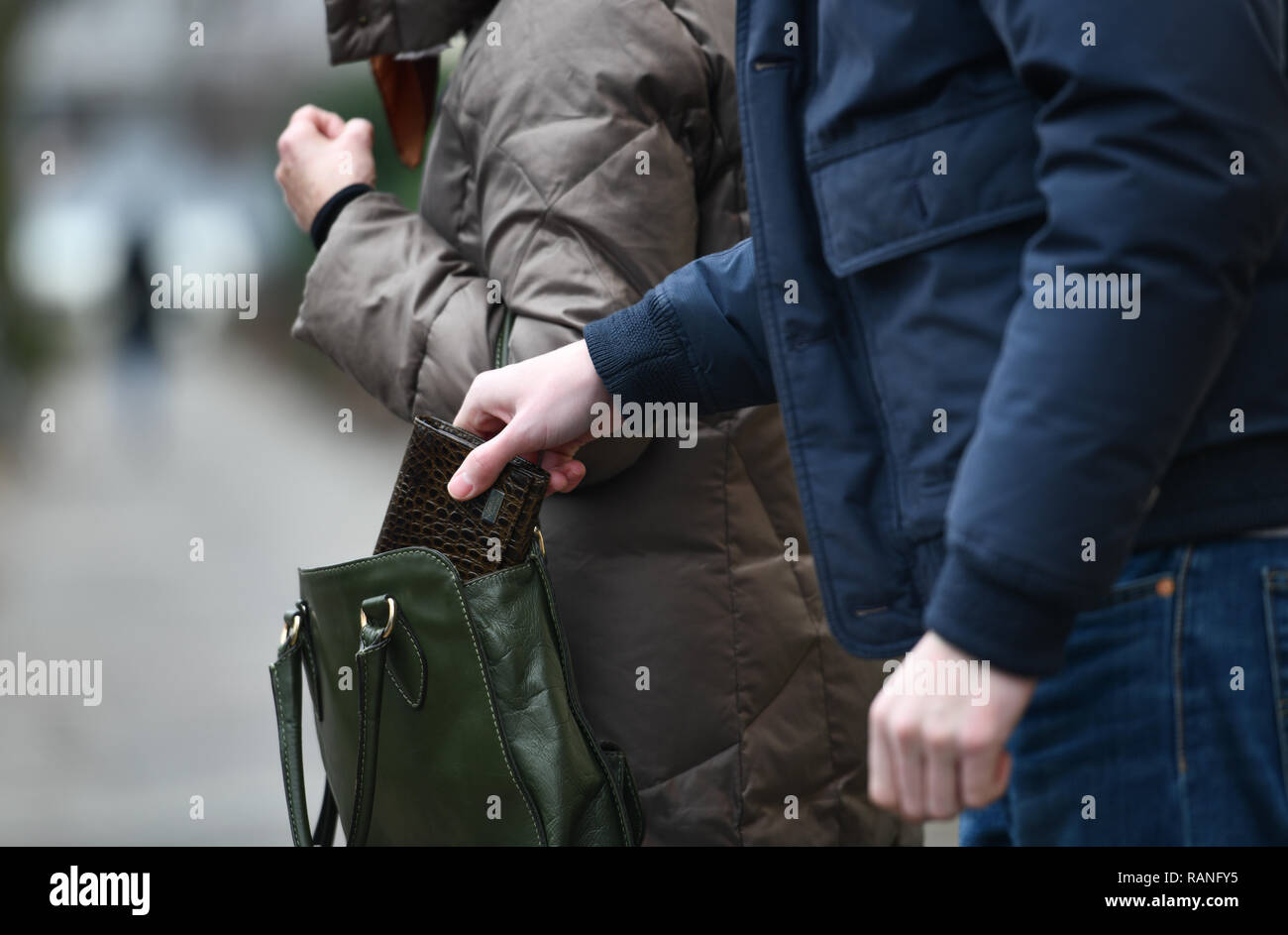 398f le13100 hi-res stock photography and images - Alamy