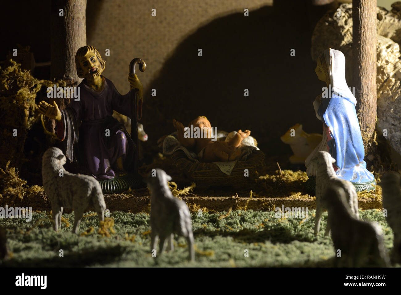 Traditional nativity scene with statues of the Holy Family. Nativity ...