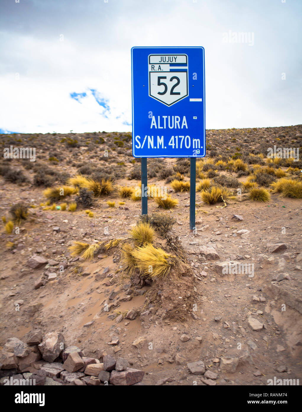 52 national highway sign Stock Photo - Alamy