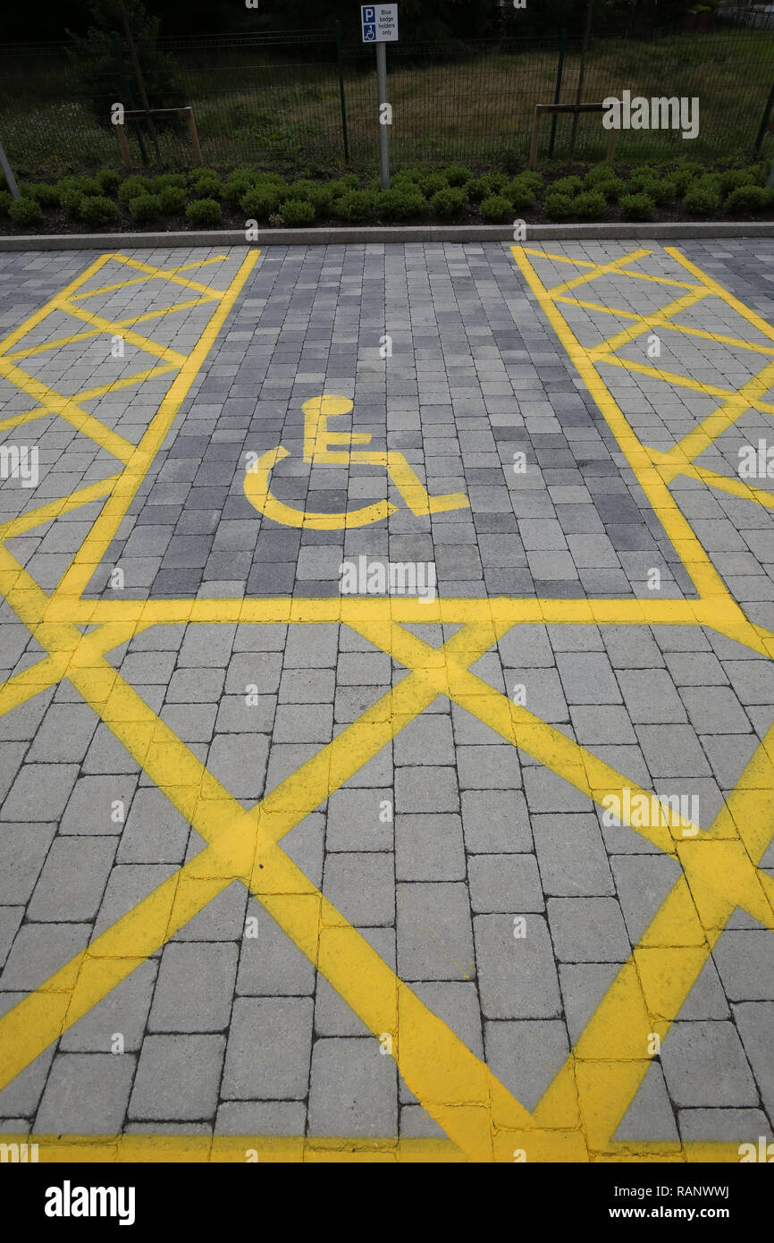 Scotland, Ayrshire, Largs, Yellow Hatched disabled parking bay Stock ...