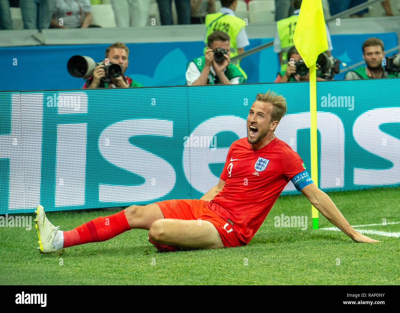 Harry kane goal hi-res stock photography and images - Alamy
