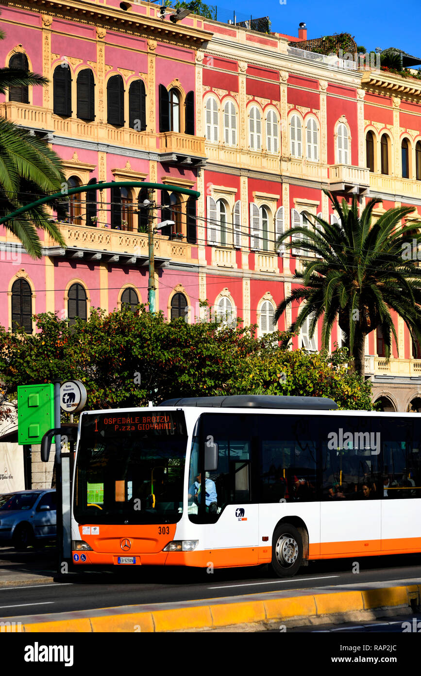 Public transport connections hi-res stock photography and images - Alamy