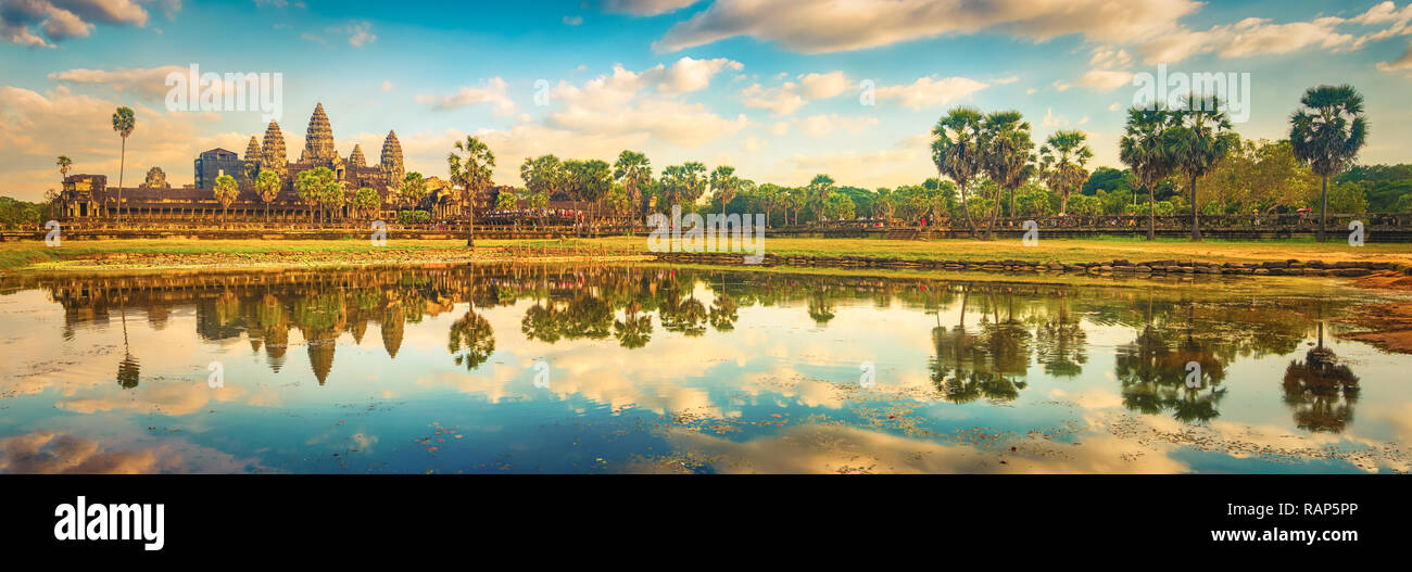 Angkor Wat temple reflecting in water of Lotus pond at sunset. Siem ...