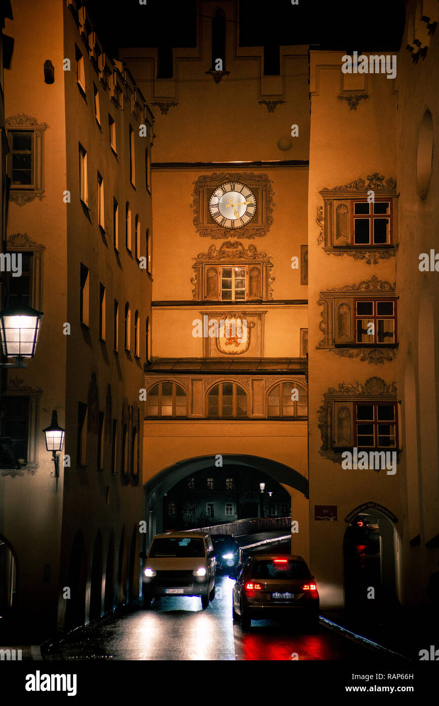 Historic archway hi-res stock photography and images - Alamy