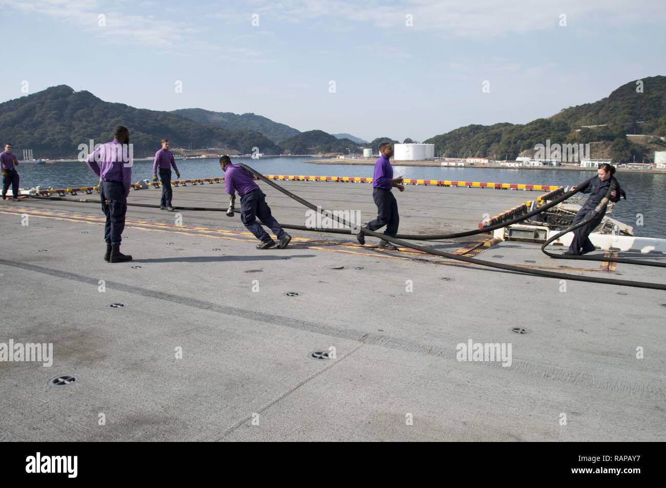 Jp 5 aviation fuel hi-res stock photography and images - Alamy