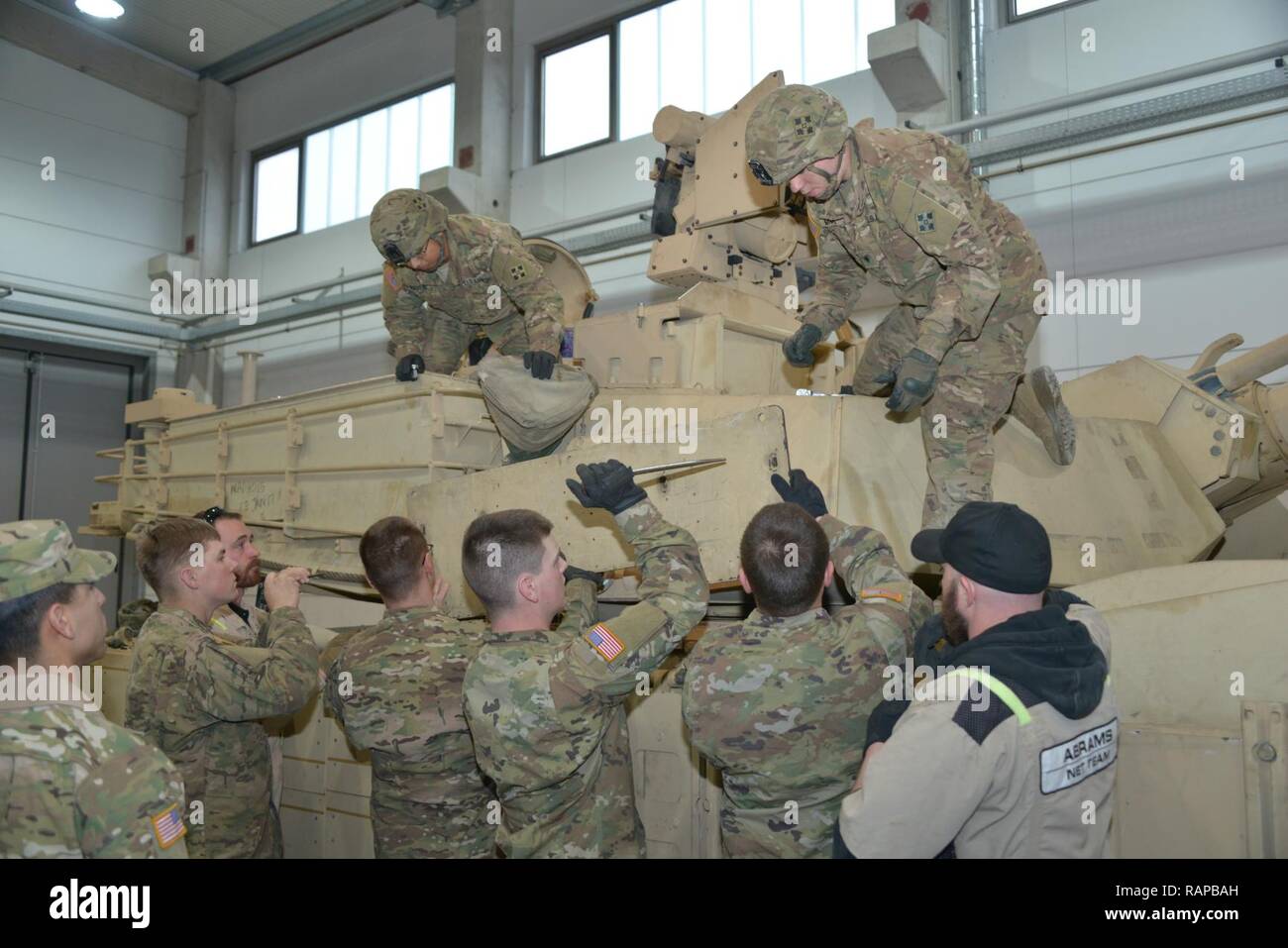 Abram reactive armor tiles hi-res stock photography and images - Alamy