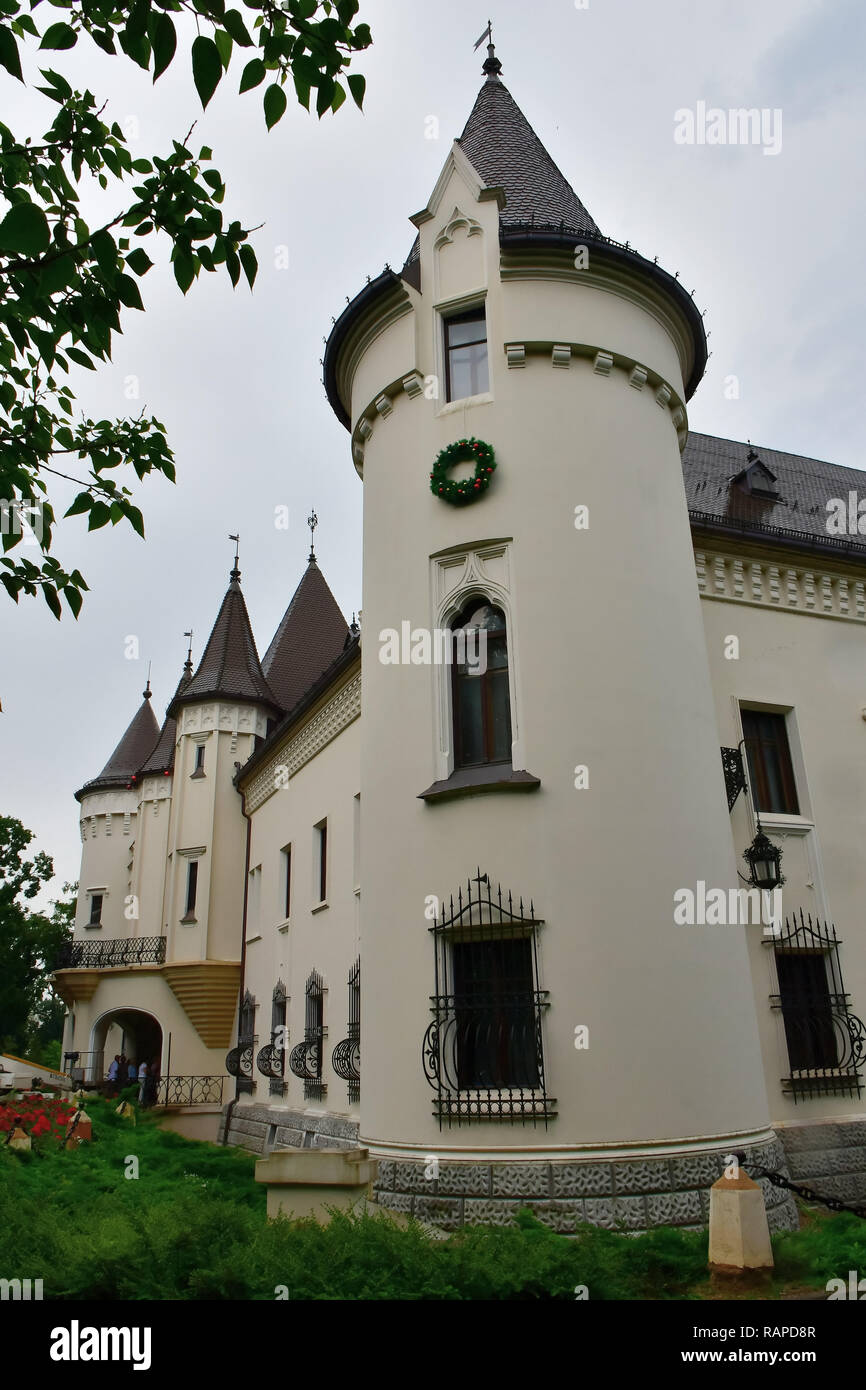 Karolyi castle in Carei, Romania. Károlyi-kastély Nagykárolyban Stock ...