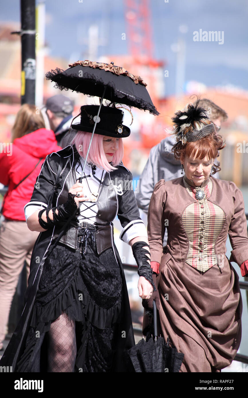 Mature goth hi-res stock photography and images - Alamy