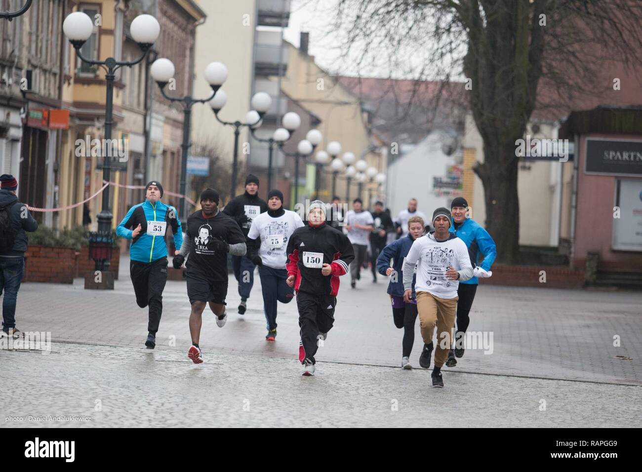 Soldiers of 64th Brigade Support Battalion, 3rd Armored Brigade Combat ...