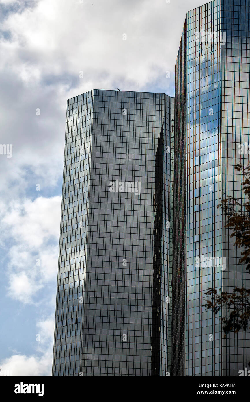 Huge Business Glass Architecture Tower Building Photo Stock Photo - Alamy