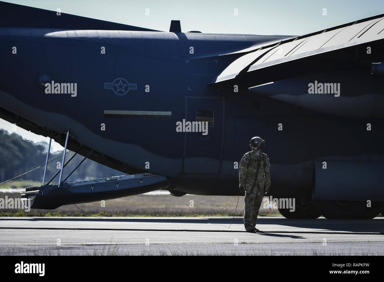 Forward area refueling point Airmen with the 1st Special Operations ...