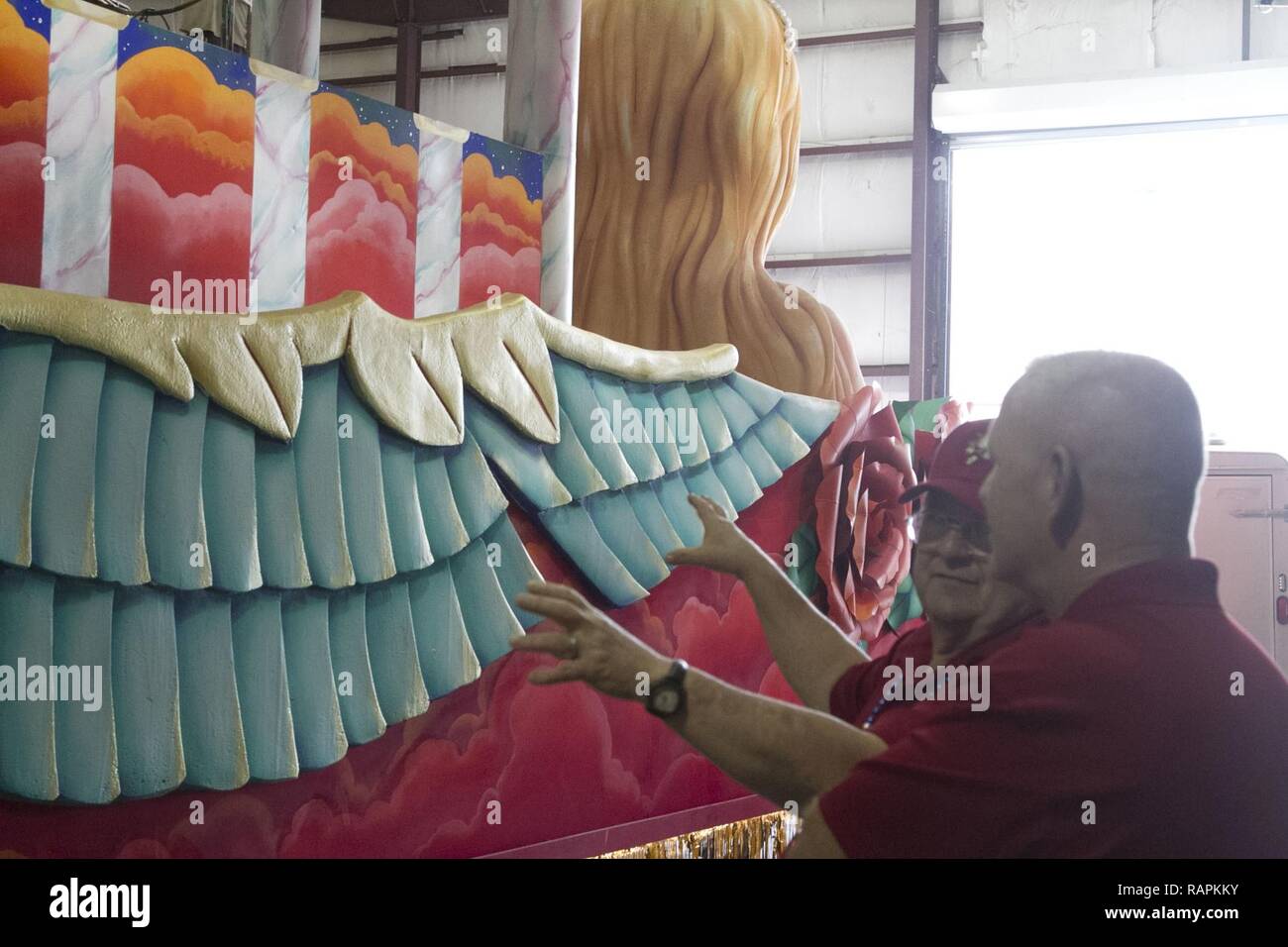 NEW ORLEANS – Retired Lt. Col. Ken Demarest of the U.S. Air Force (left ...