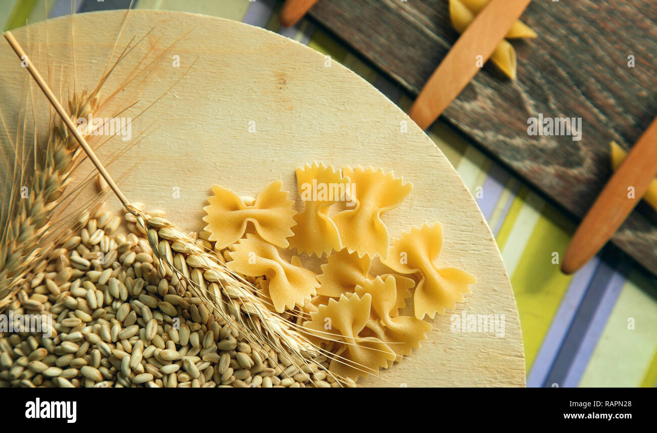 Italian Uncooked Healthy Macaroni Pasta Food Photo Stock Photo - Alamy