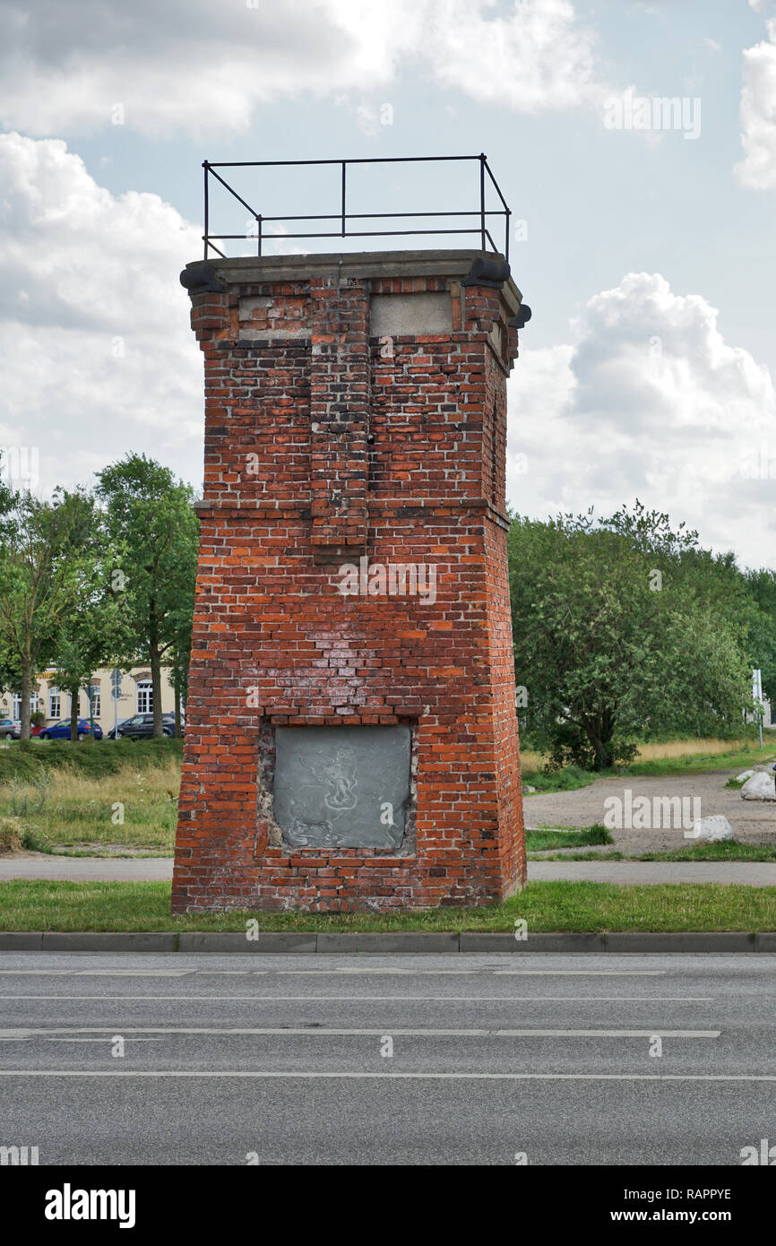 Face tower hi-res stock photography and images - Alamy