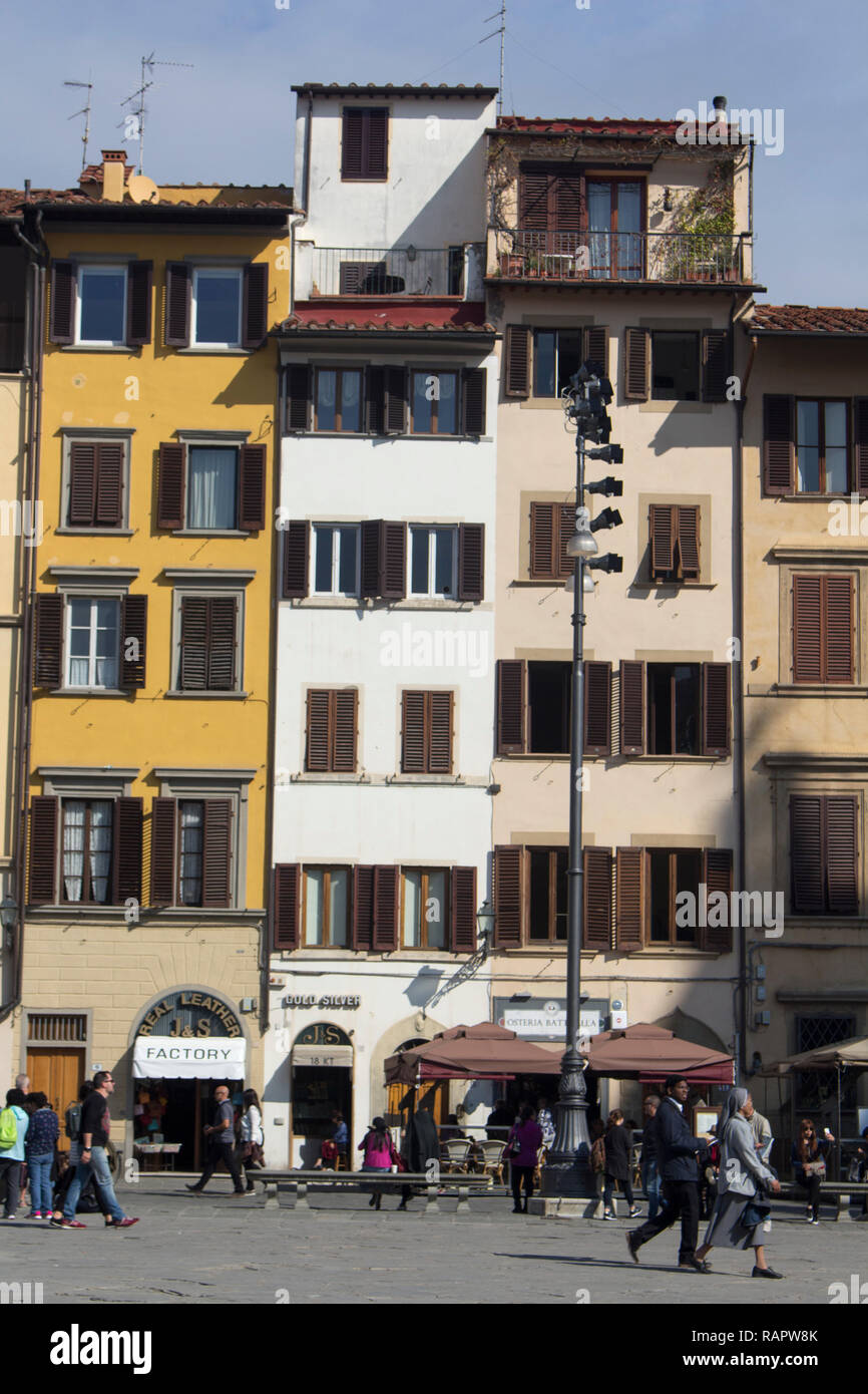 Small buildings hi-res stock photography and images - Alamy