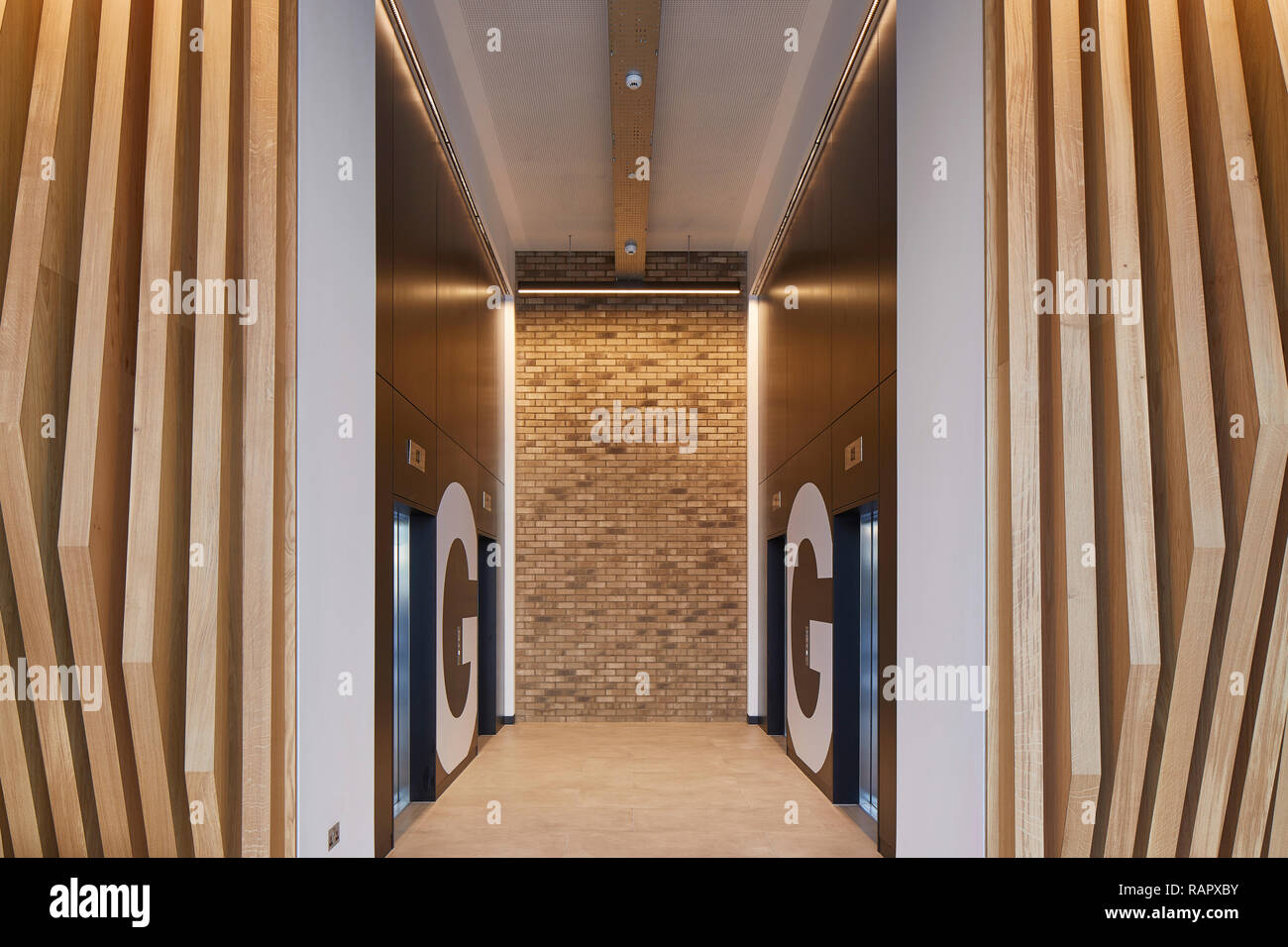 Double height lobby hi-res stock photography and images - Alamy