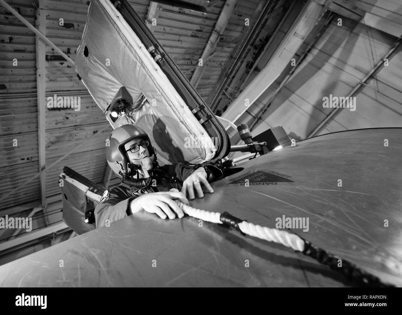Aircraft simulator Black and White Stock Photos & Images - Alamy