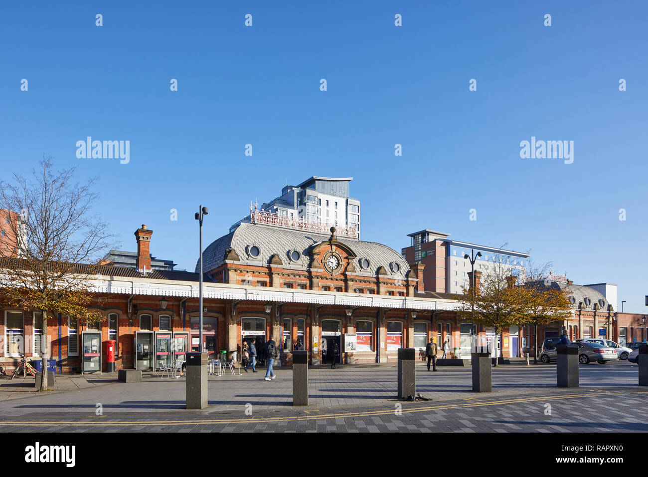 Slough train station. The Porter Building, Slough, United Kingdom ... Slough train station. The Porter Building, Slough, United Kingdom ...