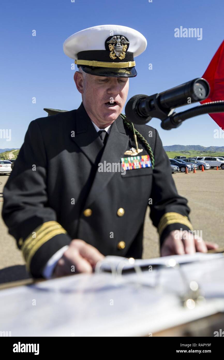 U.S. Navy Lt. Cdr. Randal Potter, chaplain, 5th Marine Regiment, 1st ...