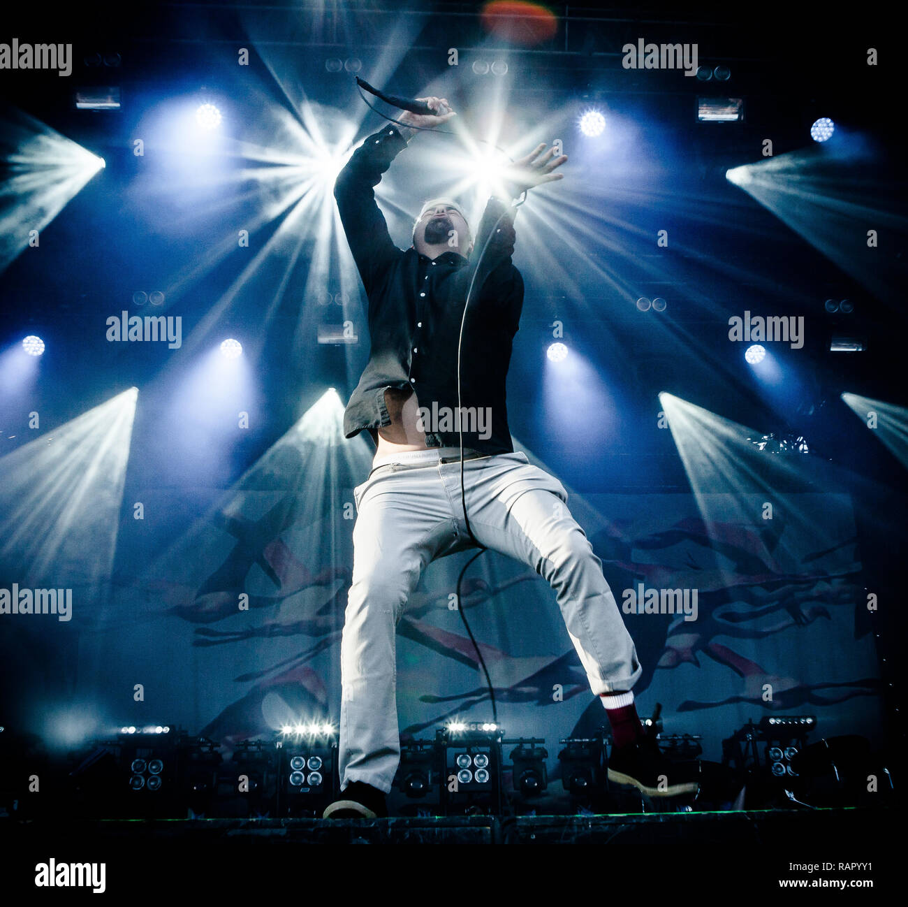 Lead singer band deftones hi-res stock photography and images - Alamy