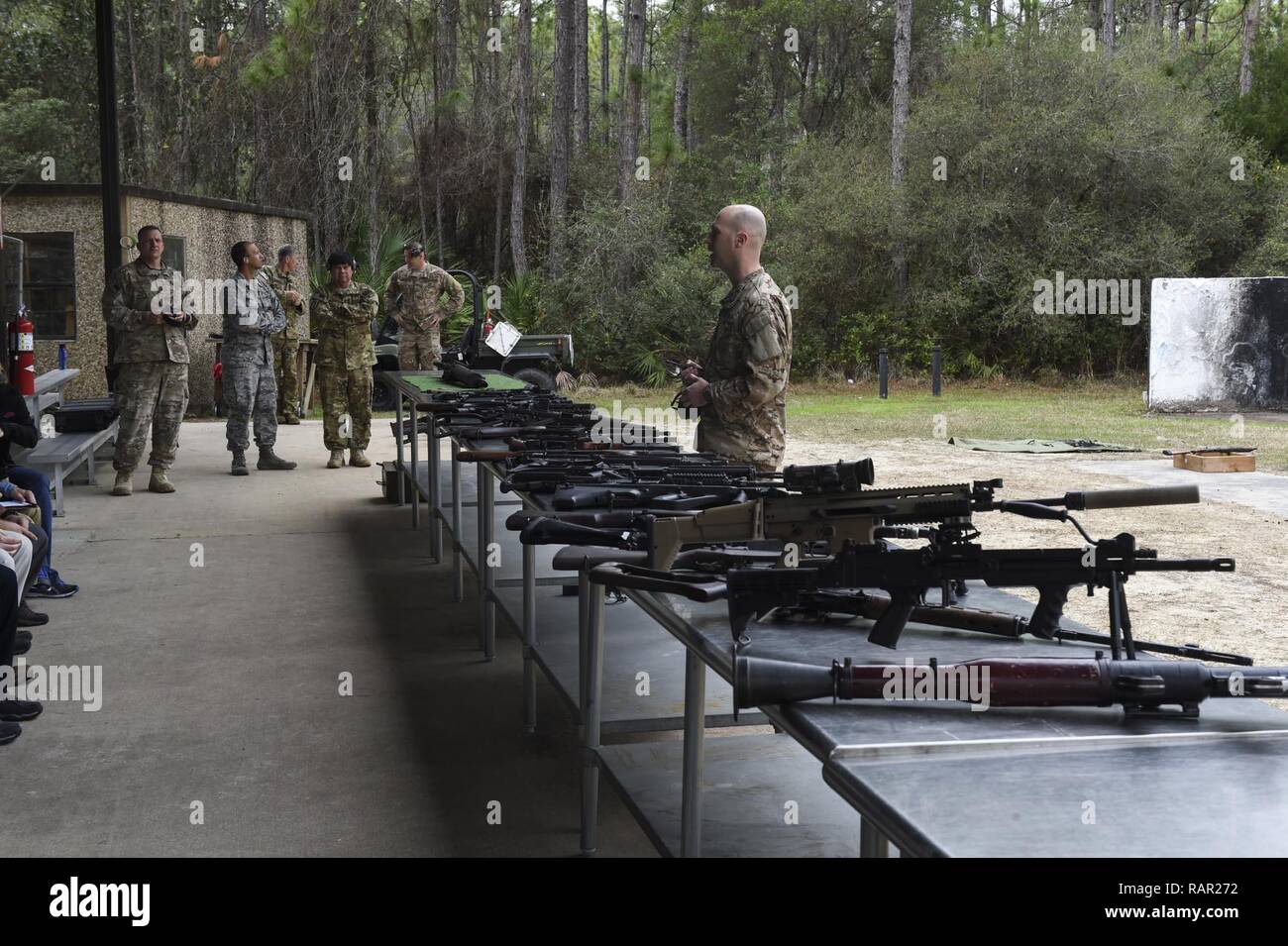 Sof op hi-res stock photography and images - Alamy