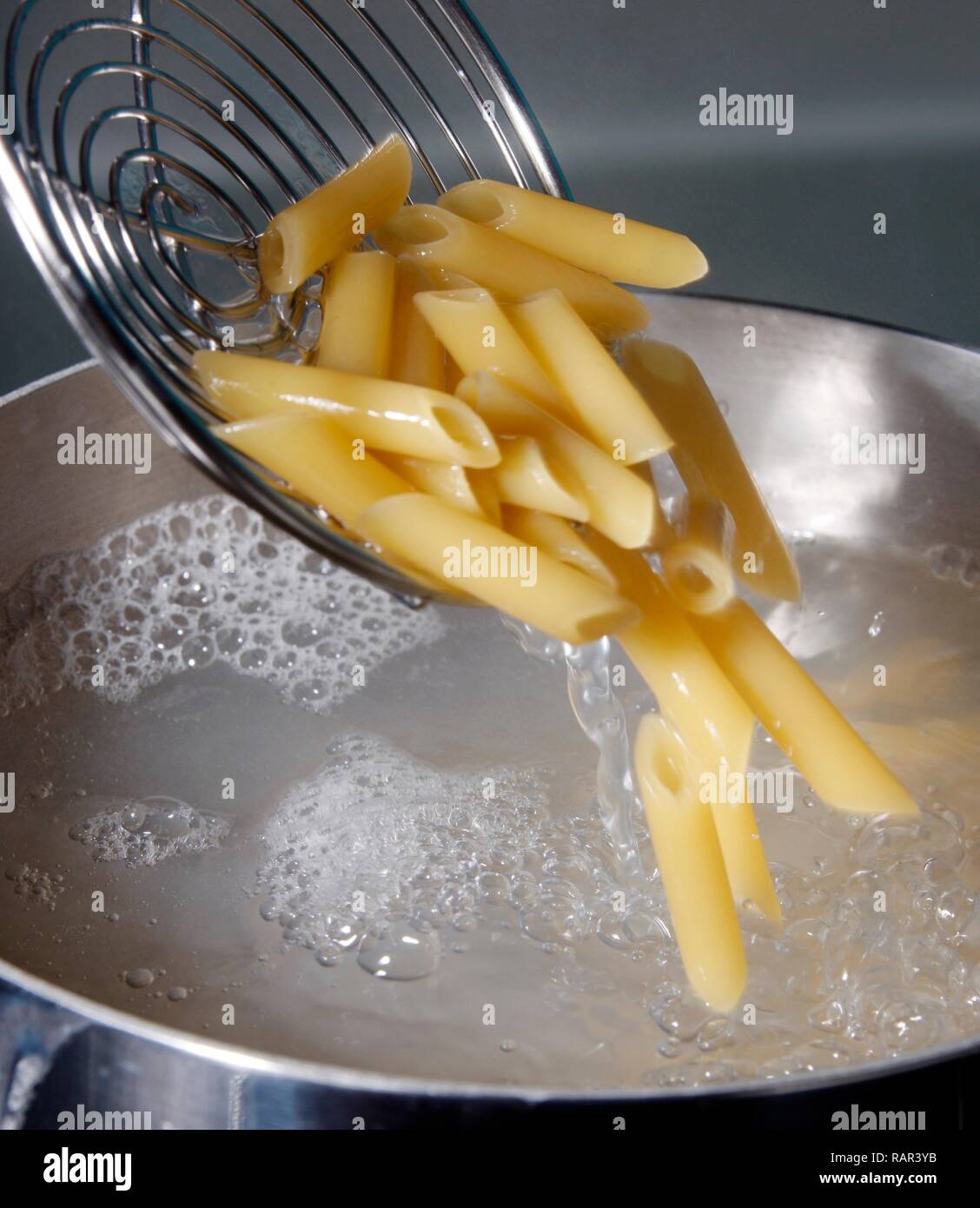 Cooking Pasta, Pasta, Penne Stock Photo - Alamy