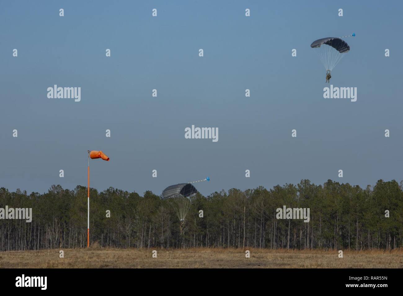 U.S. Marines with 2nd Reconnaissance Battalion (2nd Recon), 2nd Marine ...