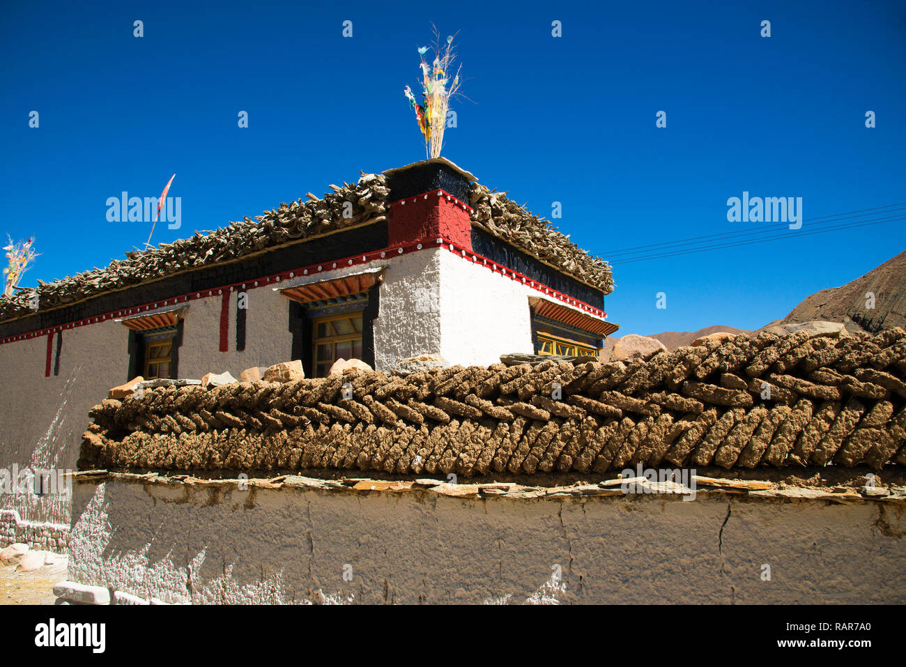 Tibetan architecture hi-res stock photography and images - Alamy