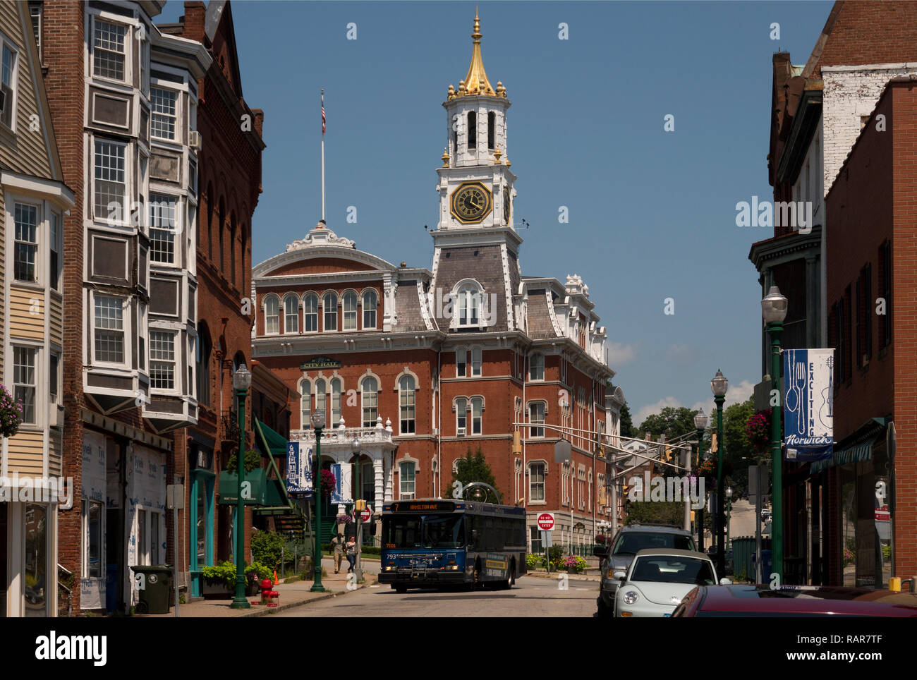 U s city hall small town hi-res stock photography and images - Alamy