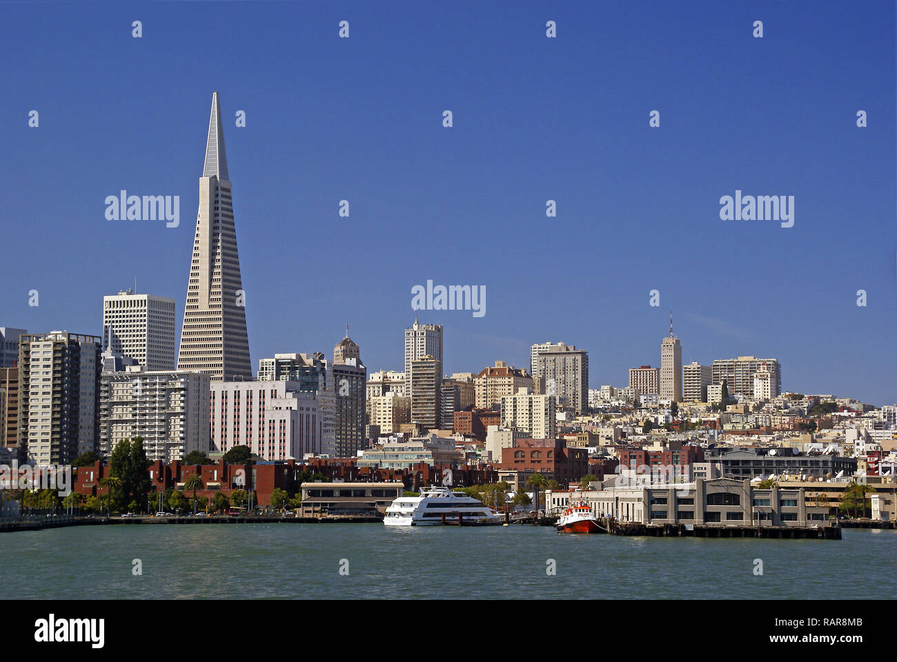 Tiburon ferry hi-res stock photography and images - Alamy