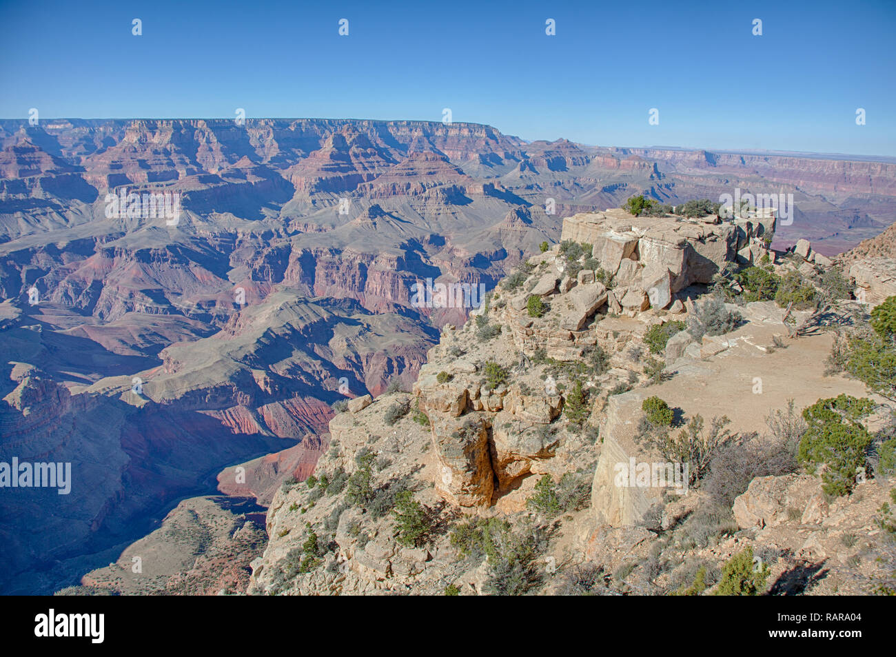 view of the colors of the Grand Canyon from Grandview point lookout ...