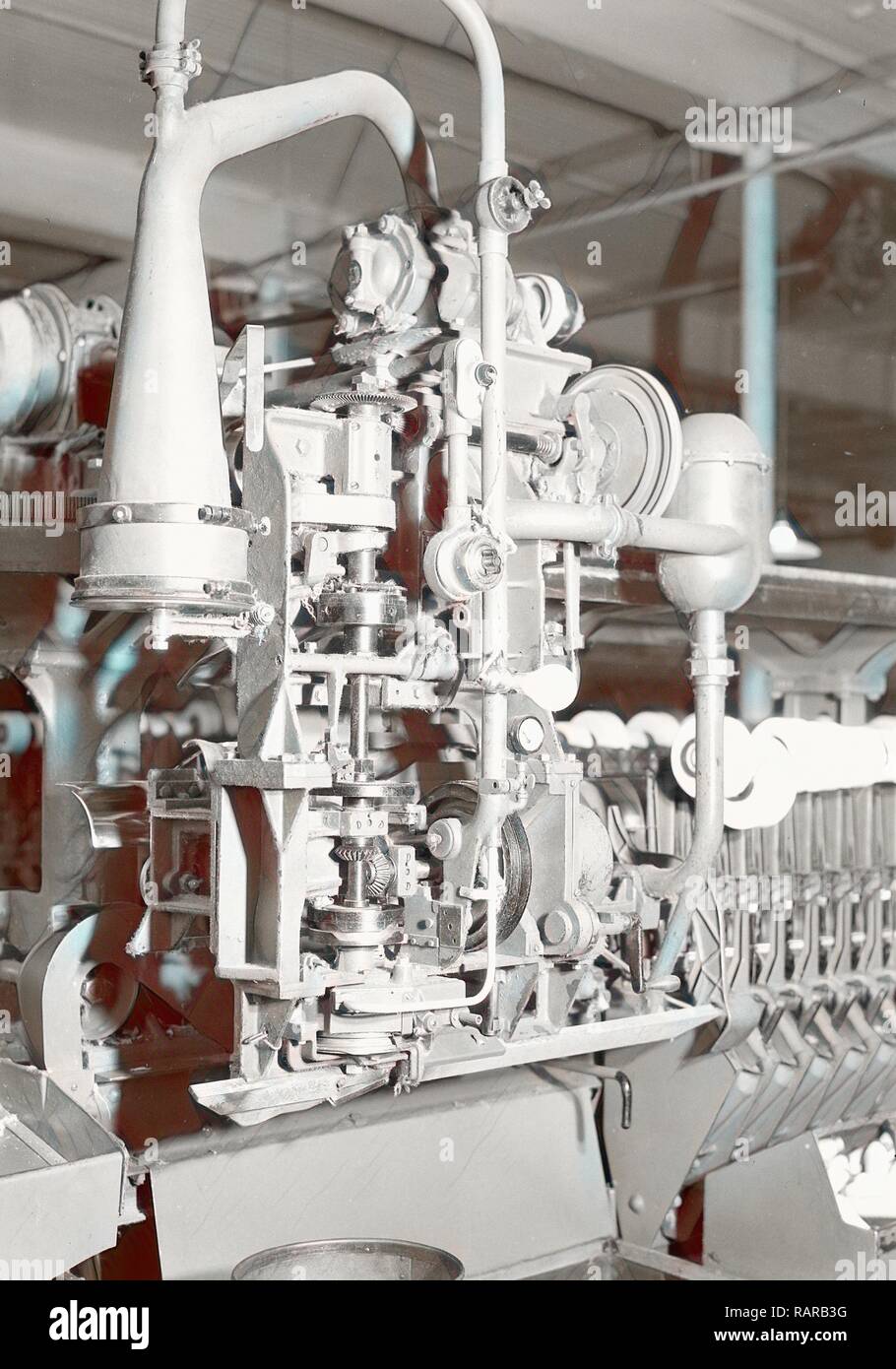 Manchester, New Hampshire - Textiles. Pacific Mills. Barber-Colman ...