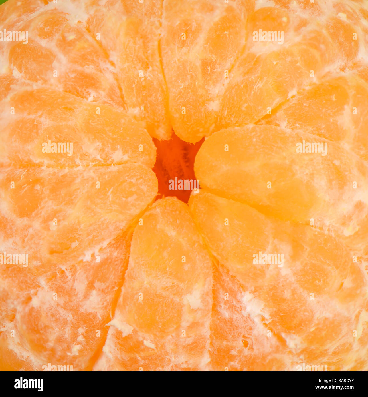 Mandarin centerpiece hi-res stock photography and images - Alamy