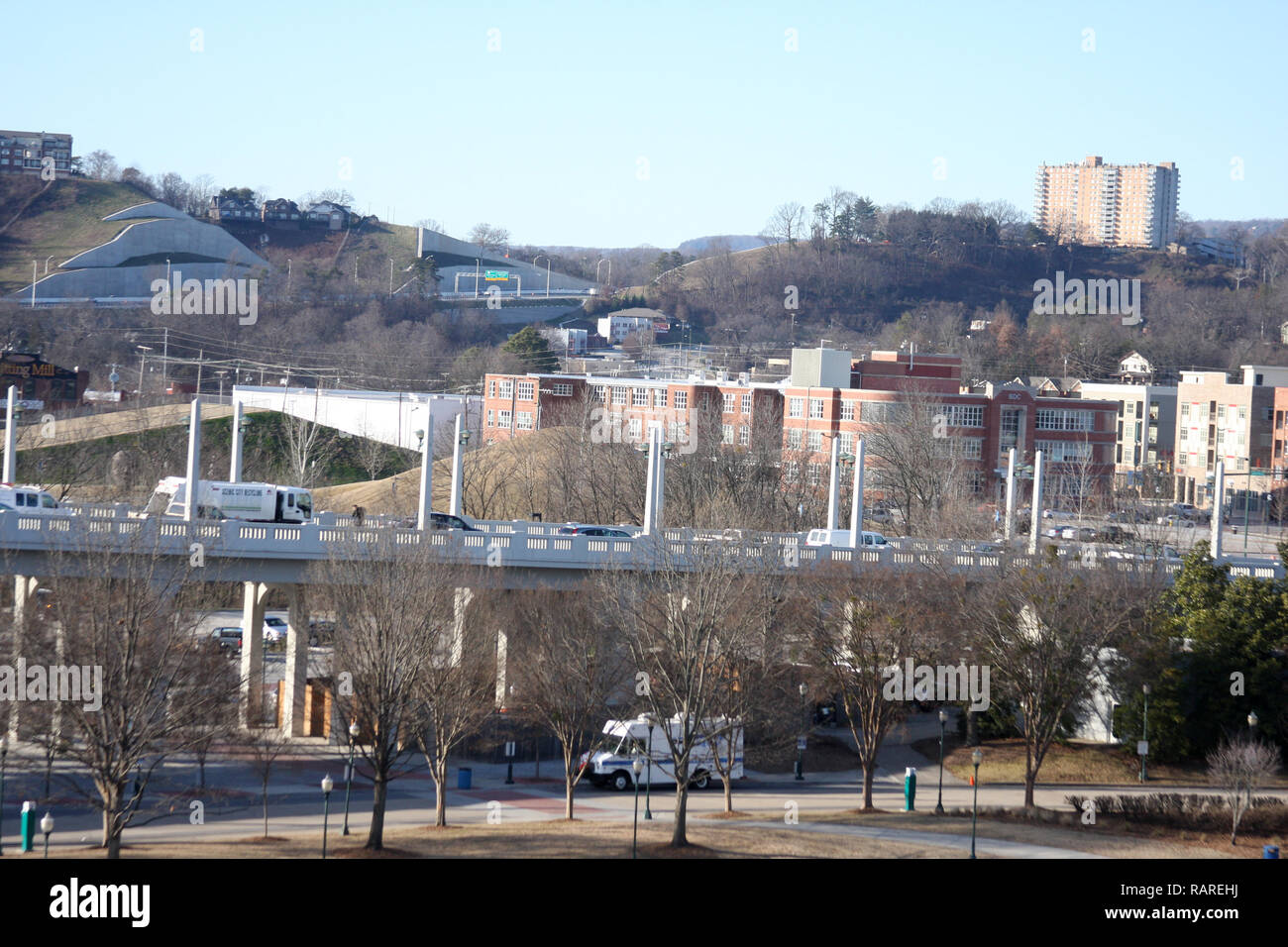 Market St bridge beside Coolidge Park in Chattanooga, TN, USA Stock ...